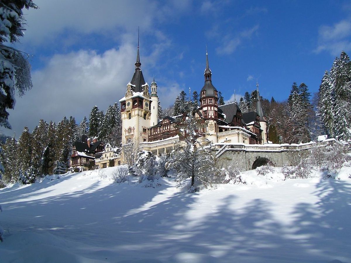 10 Christmas Movies with Romanian Filming Locations – In a Love World